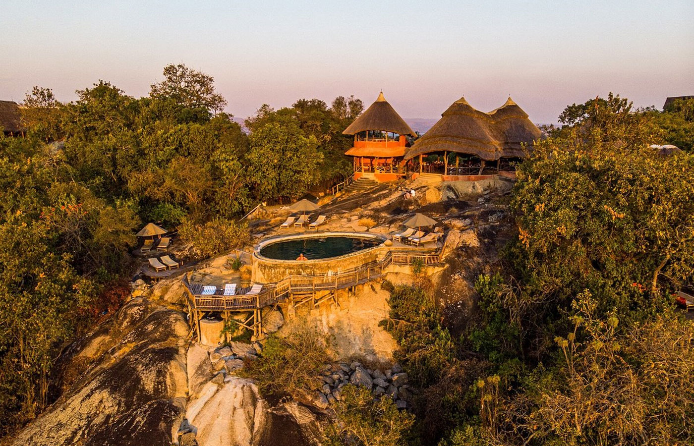 2 days luxury mini safari to Mihingo Safari lodge | Gorilla Link Tours